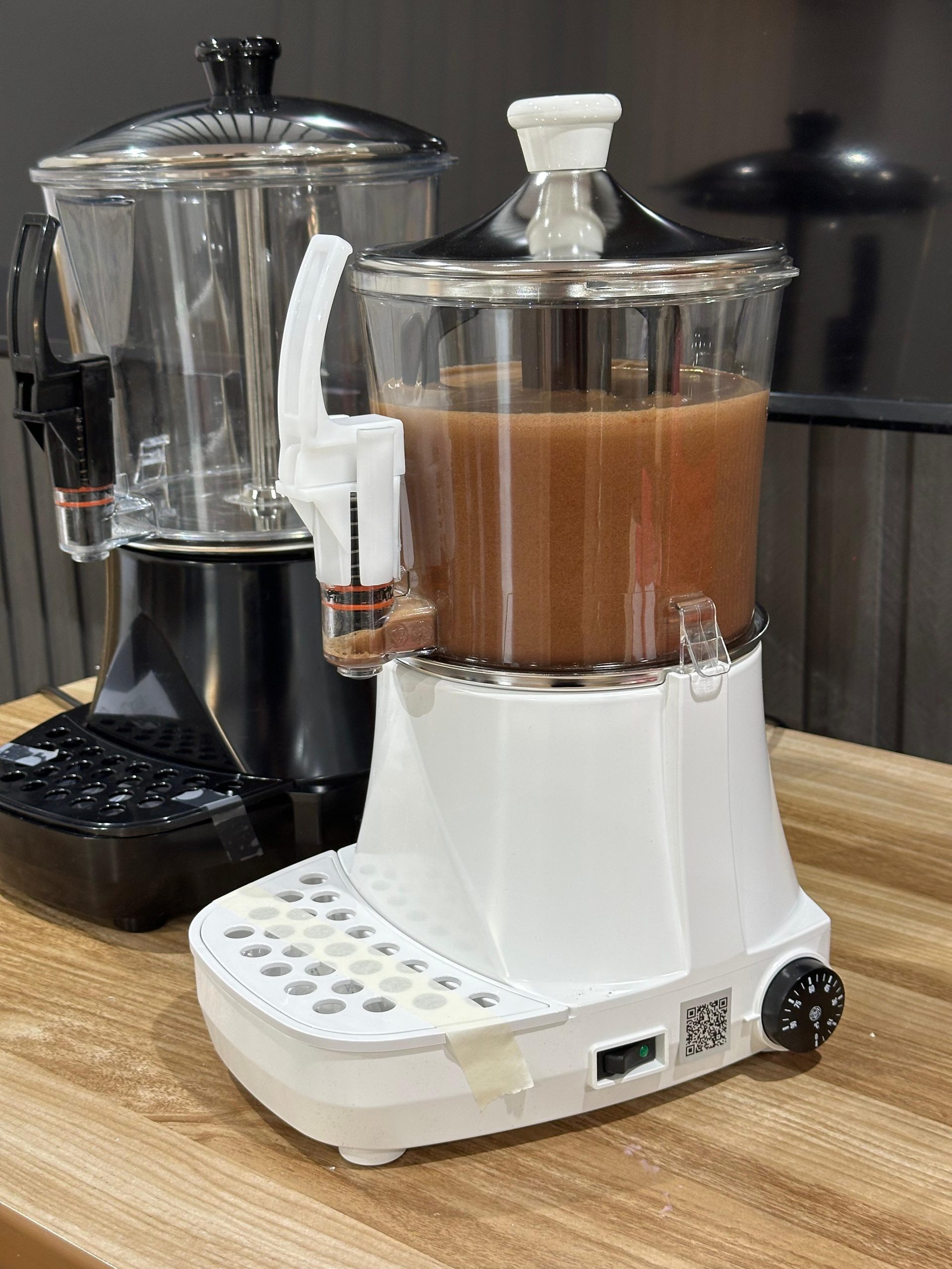 Hot Chocolate Dispenser, Italian, SPM, 6-Liter, White • Golden Ice store